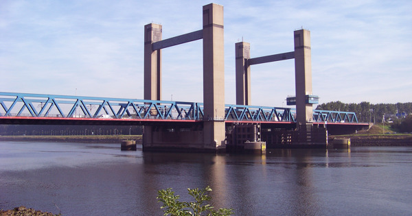 Calandbrug na herstel weer open | ProRail Calandbrug na herstel weer open | ProRail