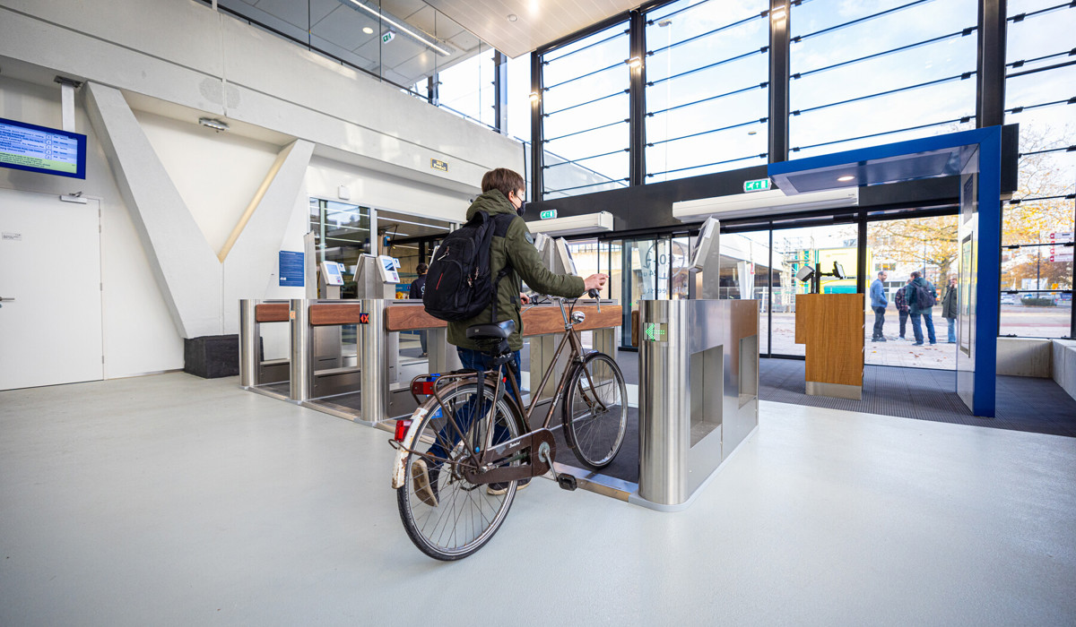 Nieuwe fietsenstalling station Tilburg geopend | ProRail